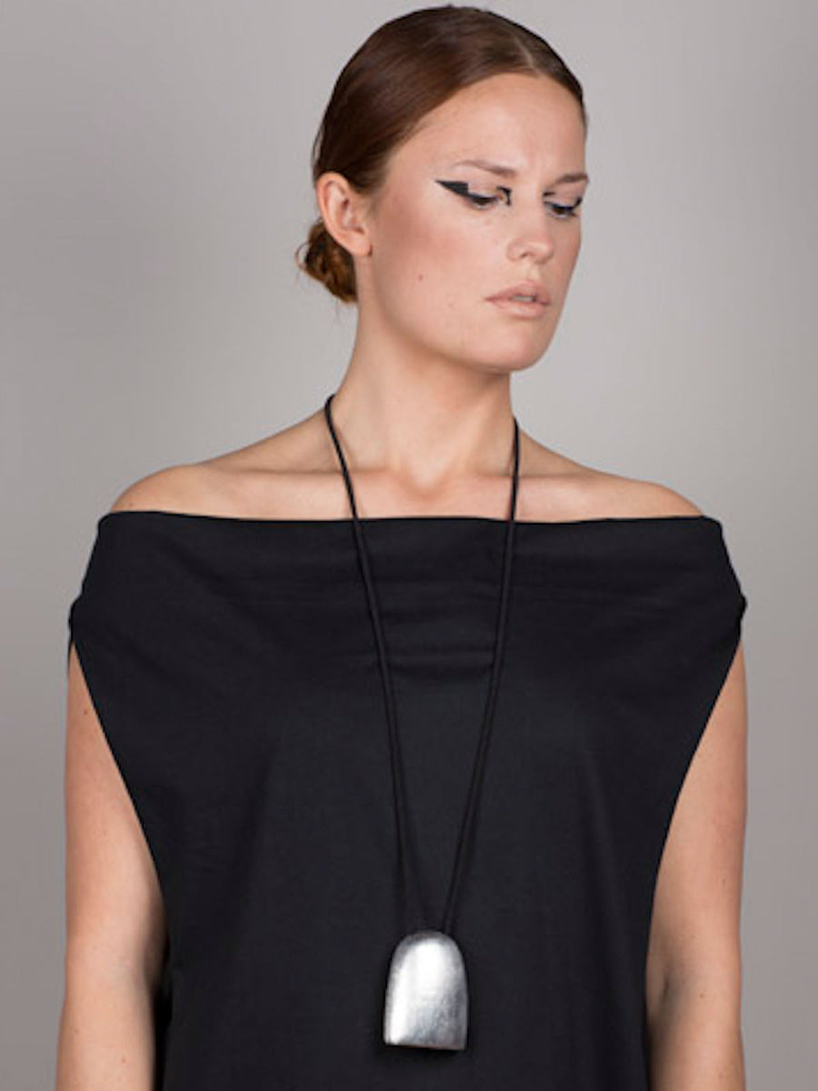 DESIGNS BY SONIA, LONG OVAL SHAPE, ALUMINUM NECKLACE – Designs by Sonia